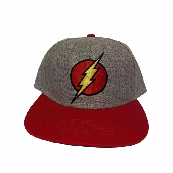 DC Comics | Accessories | Nwt The Flash Dc Comics Superhero Snapback ...